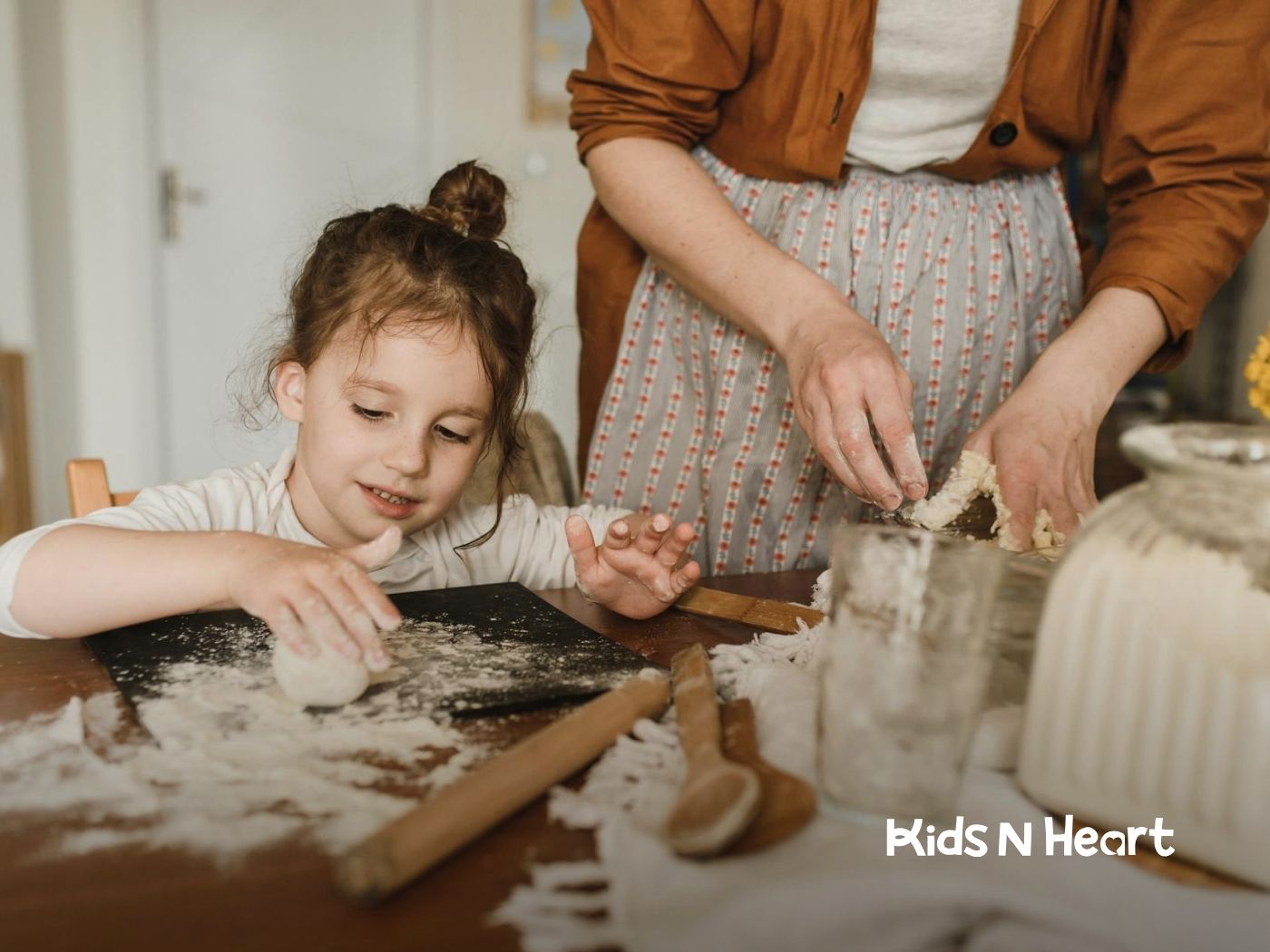 Exploring the Three Types of Chaining in ABA - Kids N Heart